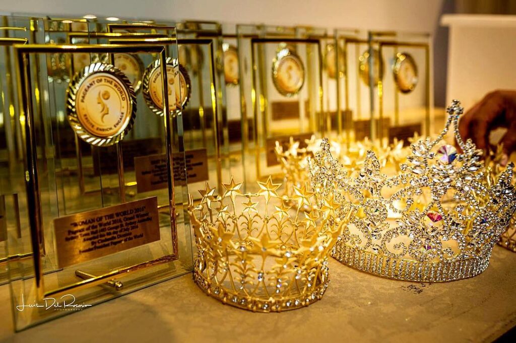 The Crown - Pageant of the World